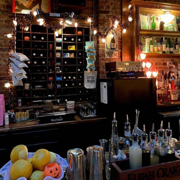 Canary Club Louisville : GoToLouisville.com Official Travel Source