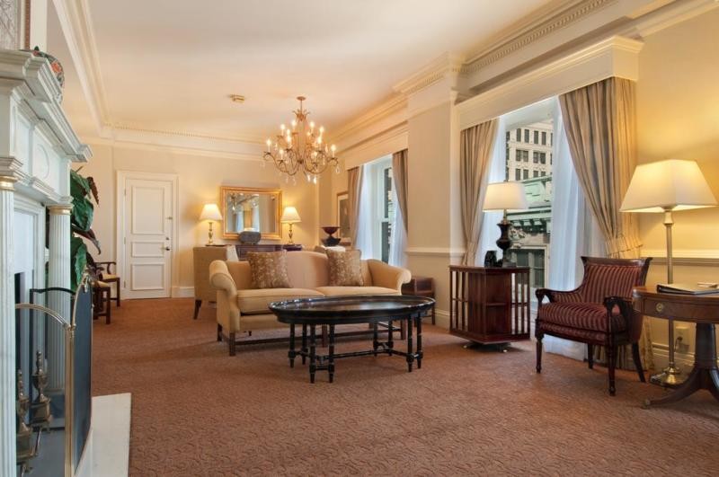 The Seelbach Hilton Louisville | GoToLouisville.com Official Travel Source