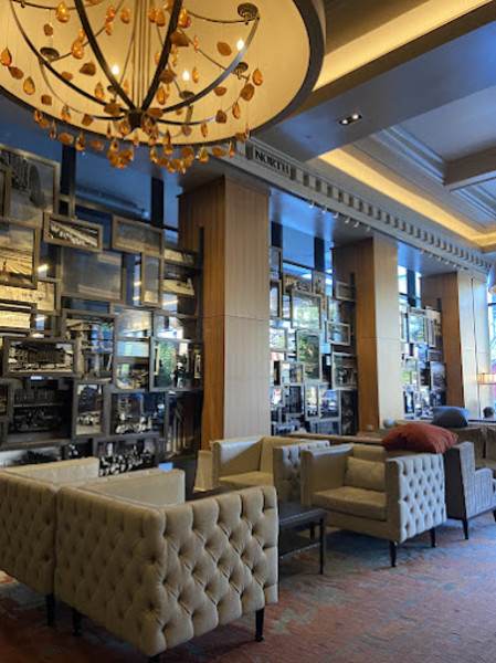 Library Bar : GoToLouisville.com Official Travel Source