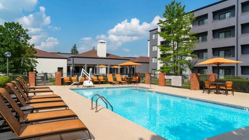 Courtyard by Marriott Louisville East : GoToLouisville.com Official ...