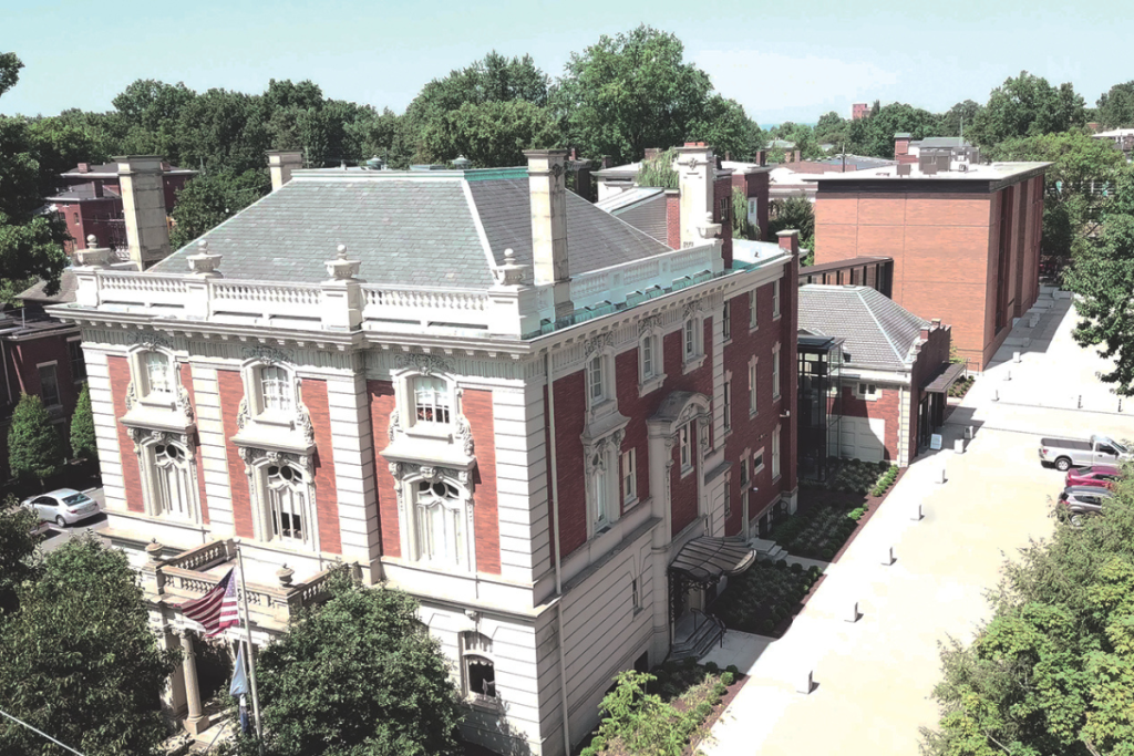 Historic Ferguson Mansion Tour : GoToLouisville.com Official Travel Source